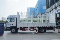 China 270 HP SINOTRUCK SITRAK G5S Luxury 4X2 6.8m AMT Automatic Transmission Warehouse Truck for sale