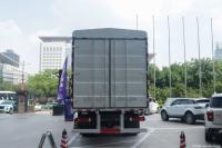 China 270 HP SINOTRUCK SITRAK G5S Luxury 4X2 6.8m AMT Automatic Transmission Warehouse Truck for sale