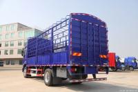 China Dongfeng Liuqi Chenglong H5 290HP 4X2 6.8m Medium Truck for Single Row Seat Customers for sale