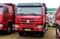 China Sinotruk HOWO Heavy Truck 380 HP 8X4 7.8m Dump Trucks with Air Suspension Driver's Seat for sale