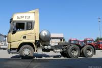 China Shaanxi Heavy Truck F3000 X3000 6x4 Tractor ESC and 2 Reverse Shifts for Easy Handling for sale