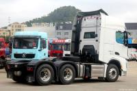 China Shaanxi Auto Heavy Cardron X6000 560HP 6X4 Automatic Traction Truck Head for sale
