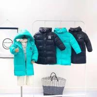 China Hot Selling Children&prime; S Winter Down Coat for Girls and Boys Clothes Waterproof Outdoor Hooded Coat Long Design for sale