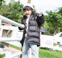 China Hot Selling Children&prime; S Winter Down Coat for Girls and Boys Clothes Waterproof Outdoor Hooded Coat Long Design for sale
