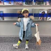 China Children&prime; S Winter Down Coat for Girls and Boys Clothes Waterproof Outdoor Hooded Coat with 2 Colors for sale