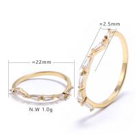 China Luxury 2021 Wedding Ring Copper Platinum Plating Gold Plating Lovers Ring with Zircon for sale