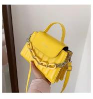 China 2021 Women New Fashion Chain Decor Quilted Satchel Bag Cross-Boby Handbag for sale