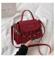 China 2021 Women New Fashion Chain Decor Quilted Satchel Bag Cross-Boby Handbag for sale