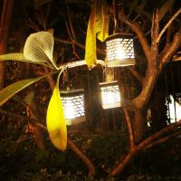 China 2021hanging Hook Wireless Solar Garden Flickering Torches Flames Candle Light Lantern Outdoor for Table Pach Decoration for sale