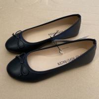 China Flat Shoes Women Shoes Good Quality Casual Shoes Footwear Leather Shoes Soft Black Shoes for sale