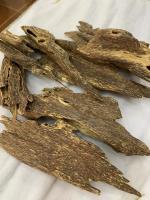 China 150g Hainan Wild Agarwood Aloeswood Natural Scraped Black Oil Bulk Spices Insect Authentic for sale