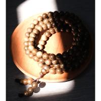 China Qinan Agarwood Bracelet For Special Occasions And Celebrations for sale