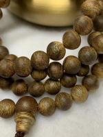 China Square Agarwood Meditation Beads Durable Natural Scented Prayer Mala Beads for Spiritual Healing and Mindfulness Practice for sale