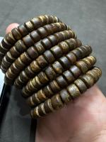 China Natural Agarwood Beads Handmade Aromatic Prayer Beads Suitable for Meditation and Spiritual Practices for sale