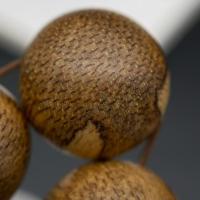 China Natural Agarwood Beads Handmade Aromatic Prayer Beads Suitable for Meditation and Spiritual Practices for sale