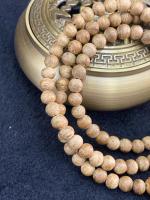 China Authentic Agarwood Beads String for Meditation and Mindfulness Practices Promoting Peace and Positive Energy for sale