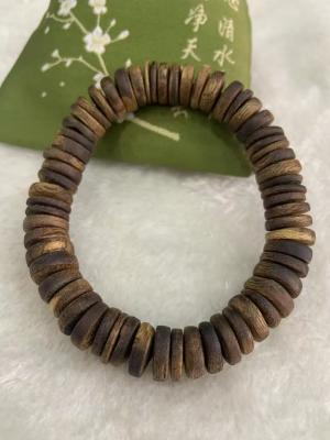 China Natural Agarwood Beads Handmade Prayer Meditation Mala Necklace for Spiritual Healing and Aromatherapy for sale