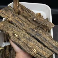 China Natural OUD Agarwood high grade resin suitable for essential oils extraction and exclusive scent creation in cosmetics for sale