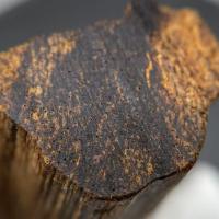 China Natural OUD Agarwood resin raw material ideal for perfume industry incense making and traditional medicinal applications for sale