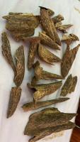 China Pure natural OUD Agarwood resin with rich aroma suitable for perfume production incense making and aromatherapy products for sale