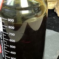 China Oud Essential Oil Supercritical CO2 Extraction Hainan Agarwood Pure Natural Grade for sale