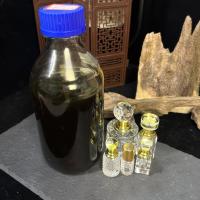 China Oud Essential Oil Supercritical CO2 Extraction Hainan Agarwood Pure Natural Grade for sale