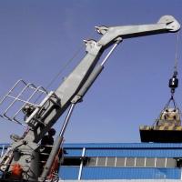 China Pedestal Hydraulic Knuckle Boom Slewing Crane 	Ship Deck Equipment for sale