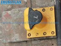China 5–100T Cast Steel T Head Bollard for Port & Dock Mooring for sale