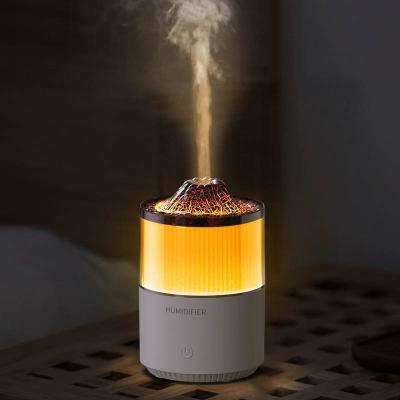 China Portable USB Ultrasonic Humidifier with Simulation Flame Light for Essential Oil Diffusion for sale