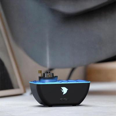 China 320ml Capacity USB Powered Quiet Operation Ultrasonic Humidifier and Aroma Diffuser for Bedroom for sale