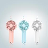 China Mini Portable Handheld Fan with 2000mAh Battery Humidify Function and Lightweight Design for sale