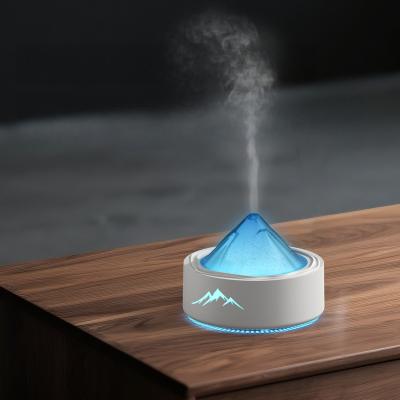 China OEM 200ml Aroma Air Humidifier Ultrasonic Aroma Humidifier With Colorful Dazzling Light for sale