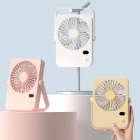 China Misting Lightweight Portable Table Fan 1200mAh Battery Brushless Motor For Quiet Cooling for sale