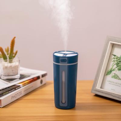 China 300ml Capacity Ultrasonic Car Humidifier With AI Scent Spray 36db Noise Level for sale