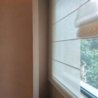 China Horizontal Pattern Electric Roman Shades For Living Room Bedroom for sale
