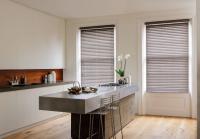 China Deluxe Configuration Drilling Hardware Living Room Electric Horizontal Blinds for sale