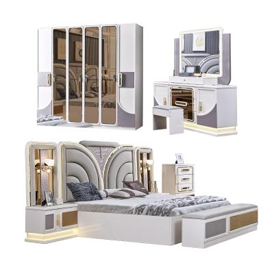 China Classic Luxury Villa Home Furniture Bedroom Sets Modern Double Bed Room Wooden Frame Complete king Size Bedroom Furniture Set for sale