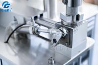 China Two Nozzles Semi Automatic 14kw 15ml Mascara Filling Machine for sale