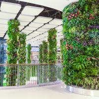 China Fire Retardant Artificial Landscape Trees Pillar Plant Shopping Mall Decor for sale