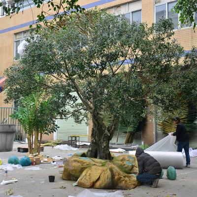 China UV-Resistant large 5m customized olive tree artificial with Trunk Realism Realistic Fruits for Hotel Lobbies & Resorts Shopping Mall Luxury Villas for sale