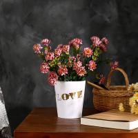 China Shabby Chic Real Touch Artificial Flowers Floral Bouquet Daisy Tabletop Decorative for sale