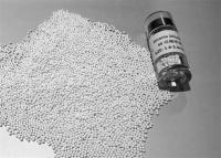 China White Sinterred Zirconium 4 , 1.8 - 2.0mm 1.1 KN Zirconium Silicate Media  for sale
