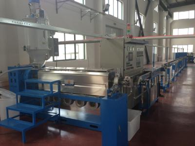 China Fuchuan Power Wire Plastic Extrusion Line with Folding W-Type Cooling Channel - 40-250 Output Capacity, 11-37KW Power for sale