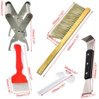China Beekeeping tools Bee utensils Smoker for bees Smoke bombs Honey cutting fork Bee brush Spleen lifter for sale