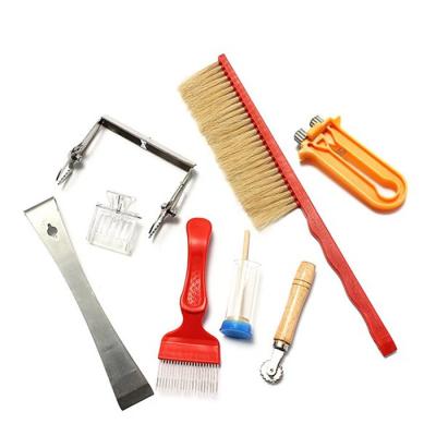 China Beekeeping tools Beekeeping 8-piece set of scraper bee sweep needle knife lift spleen clip king cage buried wire for sale
