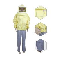 China Cotton Professional Bee Suit , Beehive Protective Clothing With Square Mesh Bee Hat for sale