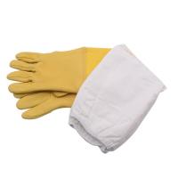 China Sting Proof Beekeeping Gloves Breathable Yellow Sheepskin Material for sale
