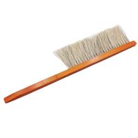 China Single Row Beekeeping Brush , Horsetail Hive Brush With Wooden Handle for sale