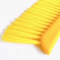 China Single Row Honey Bee Hive Tools Brush For Cleaning Beehives OEM for sale