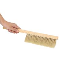 China Plastic Handle Honey Bee Brush Soft Bristles For Bee Hive Sweeping for sale
